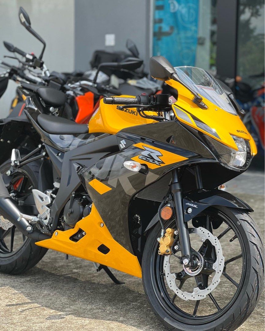 Suzuki GSXR 150 , Motorcycles, Motorcycles for Sale, Class 2B on Carousell