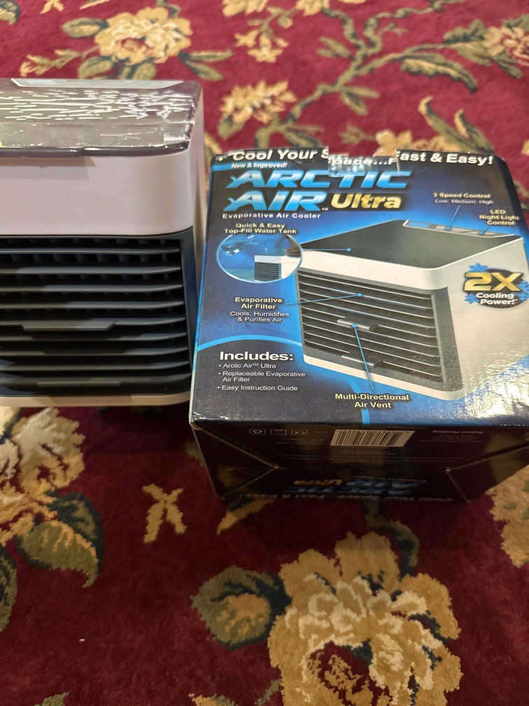 Table Aircond Sejuk Beku Office Pet Cat Cooling, Pet Supplies, Homes ...