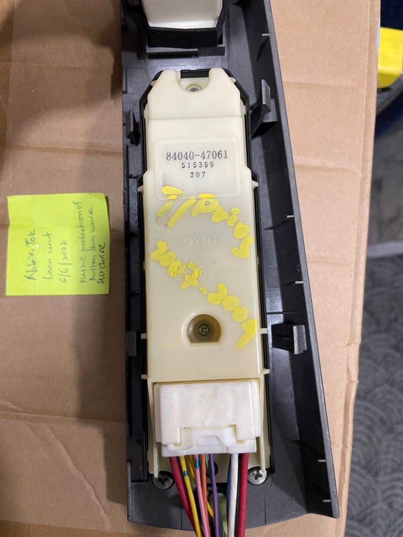 Toyota power window main switch, Car Accessories, Accessories on Carousell