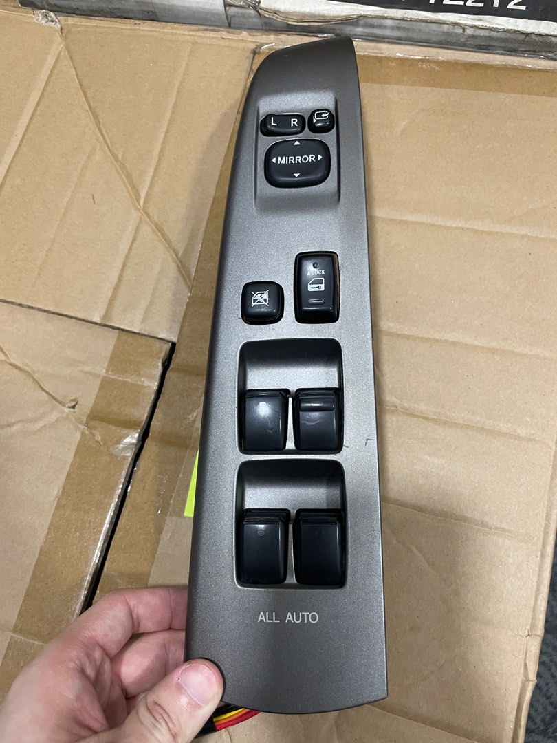 Toyota power window main switch, Car Accessories, Accessories on Carousell