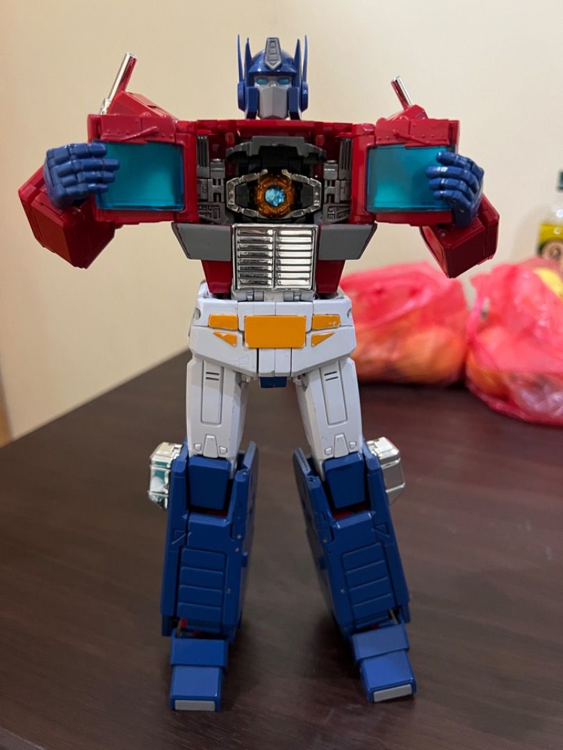 Transformers Masterpiece MP44 Optimus Prime, Hobbies & Toys, Toys ...