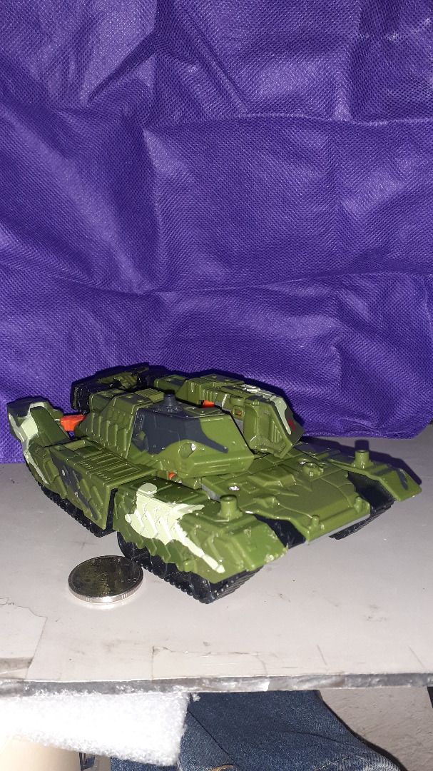 transformers megatron tank, Hobbies & Toys, Toys & Games on Carousell