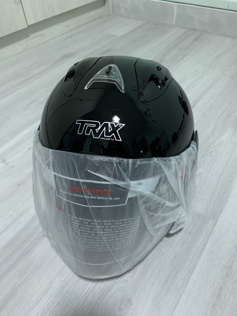 Trax TR03ZR PSB approved, Motorcycles, Motorcycle Accessories on Carousell