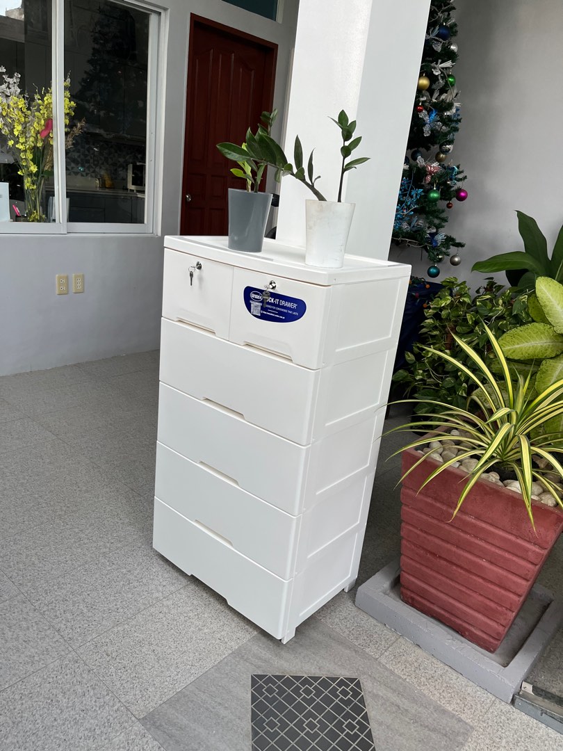 Uratex Lock-It Drawer, Furniture & Home Living, Furniture, Shelves ...