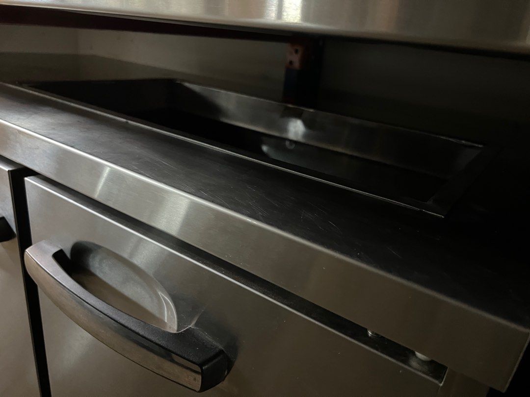 Very New Wise 2 Doors Counter Chiller/Table Top Fridge/ Salad Chiller ...