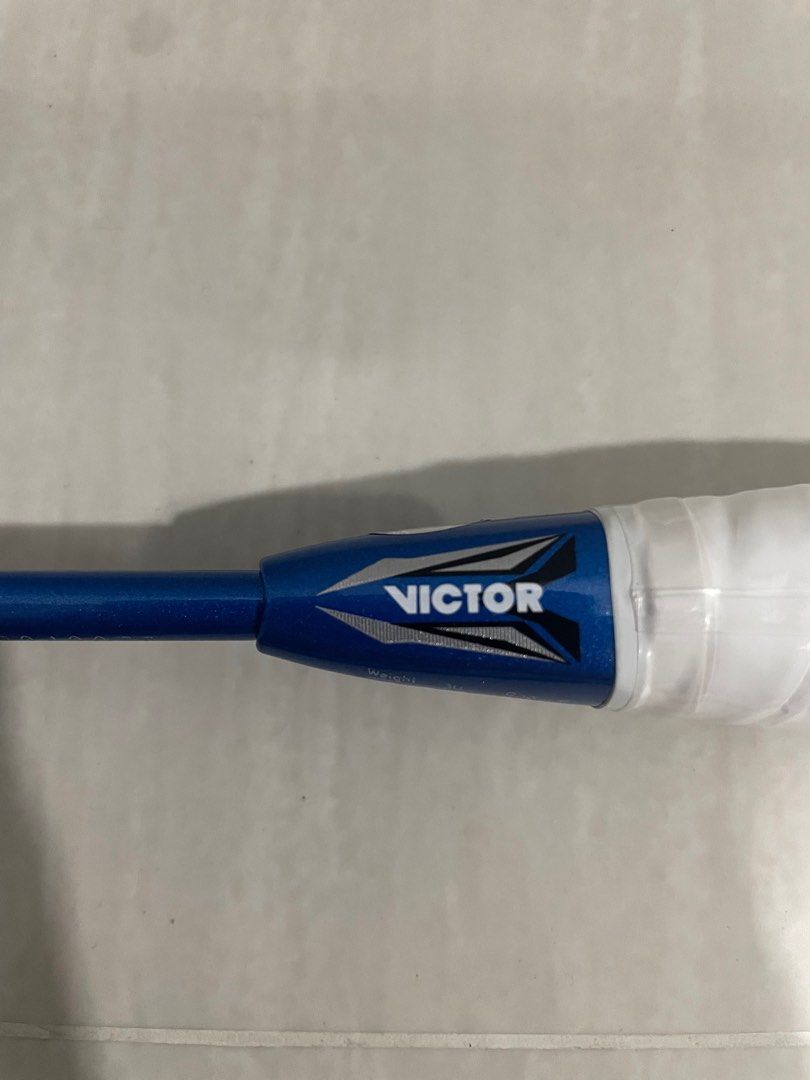 Victor Brave Sword 12 Badminton Racket Racquet, Sports Equipment ...