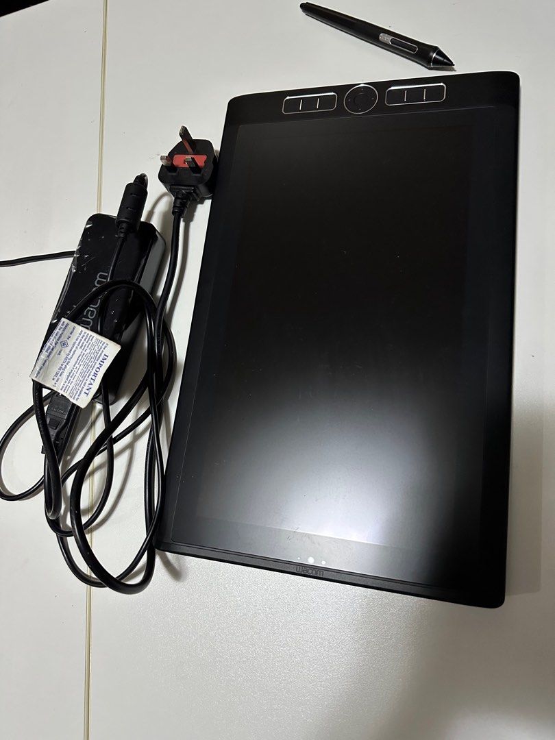 Wacom Studio Pro, Computers & Tech, Laptops & Notebooks on Carousell