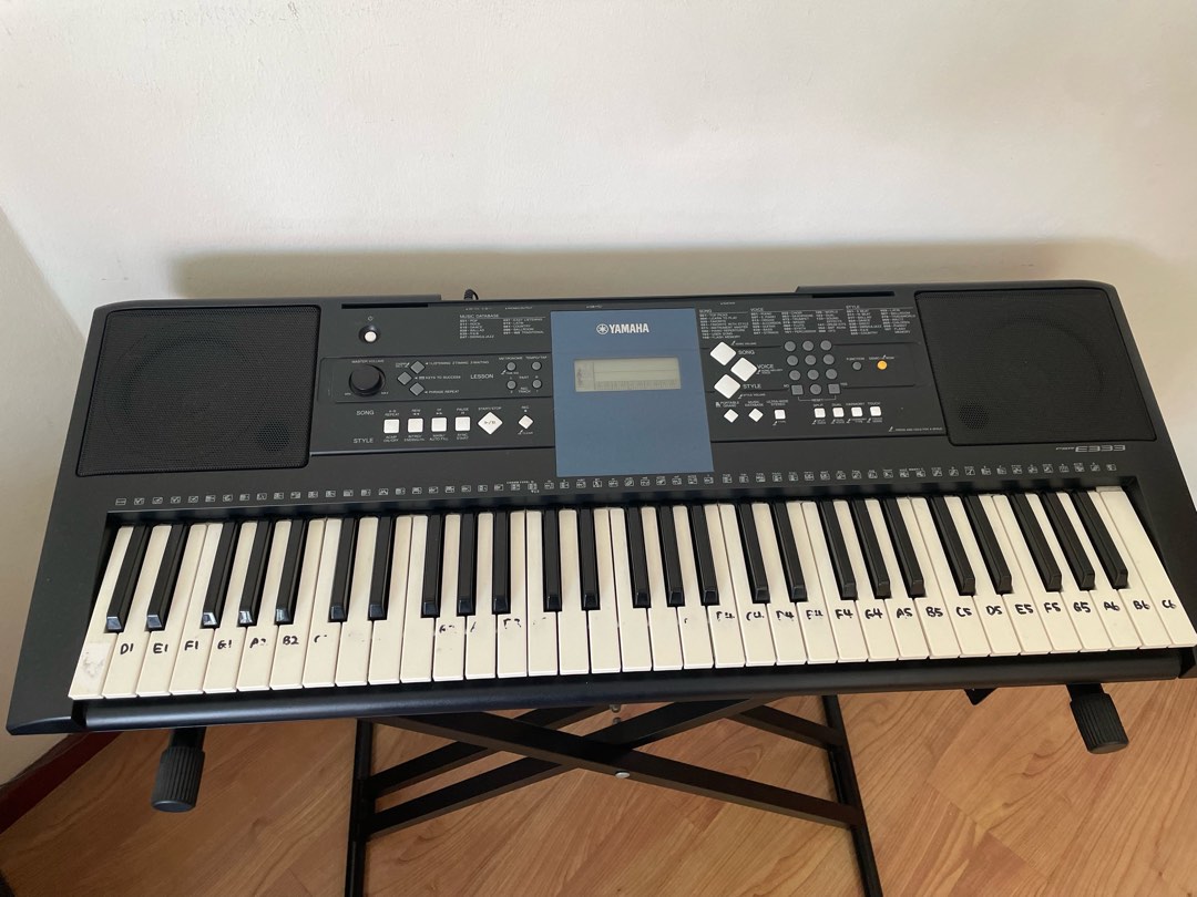 Yamaha keyboard - PSR - E333, Hobbies & Toys, Music & Media, Musical ...