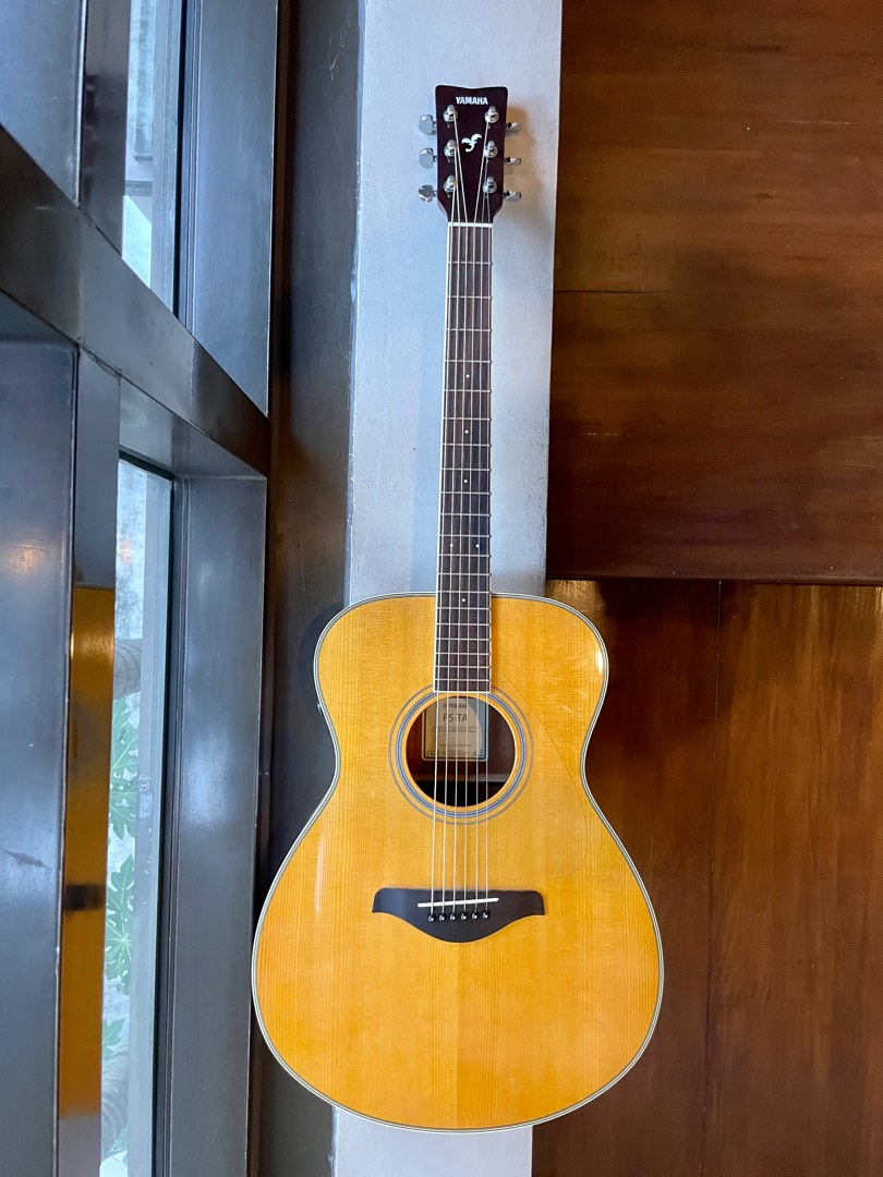 Yamaha Transacoustic Guitar, Hobbies & Toys, Music & Media, Musical ...
