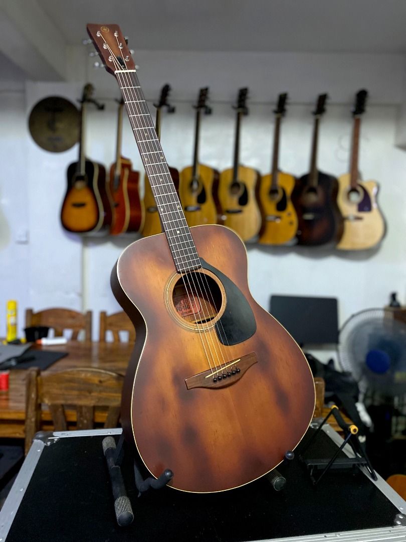Yamaha Vintage FG-150 "Red Label" Guitar, Hobbies & Toys, Music & Media ...