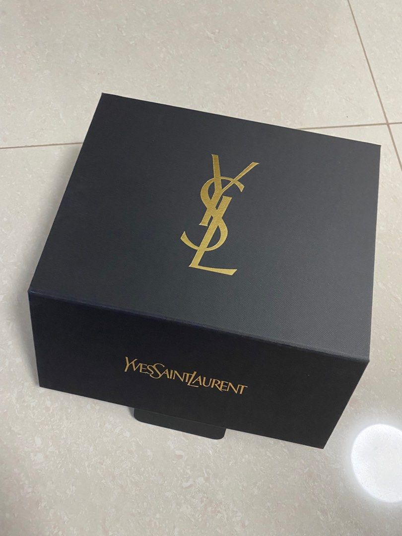YSL 10 colour eye palette, Beauty & Personal Care, Face, Makeup on ...
