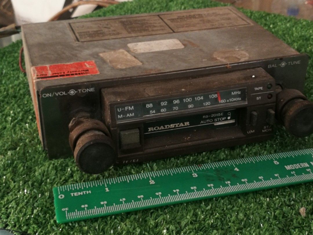 7 biji player radio kereta lama rosak, Hobbies & Toys, Collectibles ...