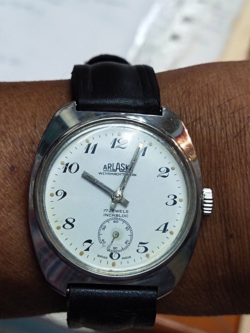 Arlaska Vintage Winding, Luxury, Watches on Carousell