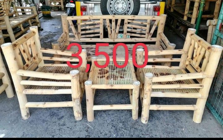 Bamboo sala.set, Announcements on Carousell