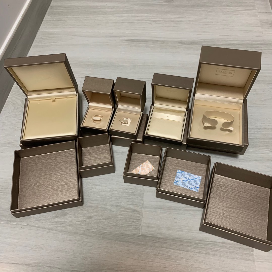 Bvlgari box 寶格麗首飾盒, 名牌, 飾物及配件 - Carousell