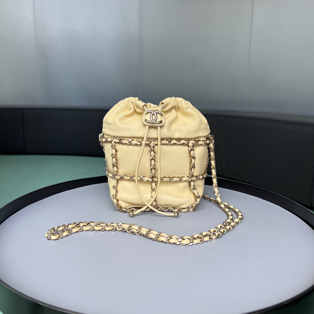 Chanel Chain Bucket Bag, Luxury, Bags & Wallets on Carousell