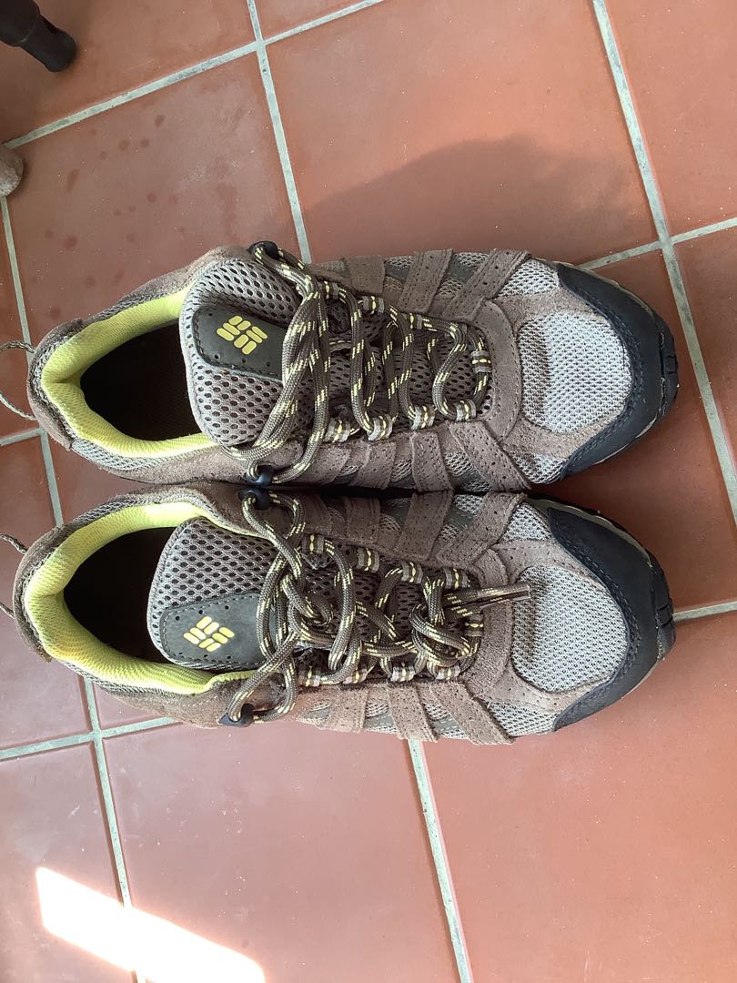 Columbia trekking shoe, Women's Fashion, Footwear, Boots on Carousell