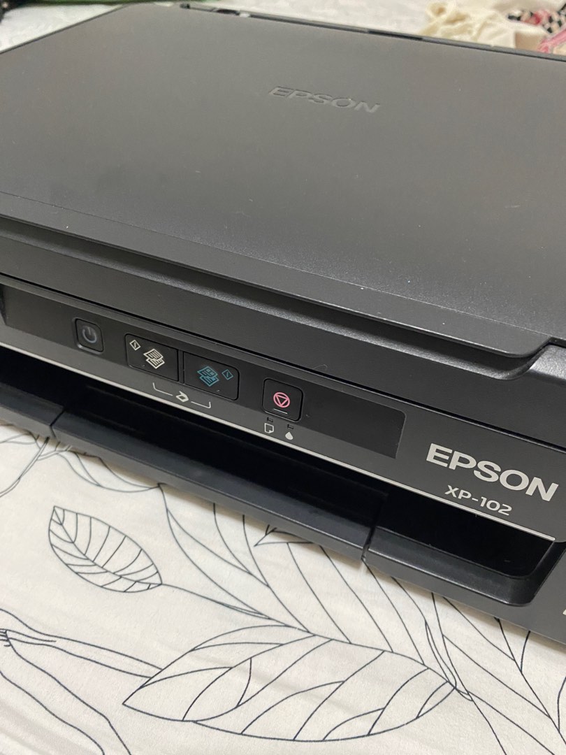 Epson XP-102 colour printer and scanner, Computers & Tech, Printers ...