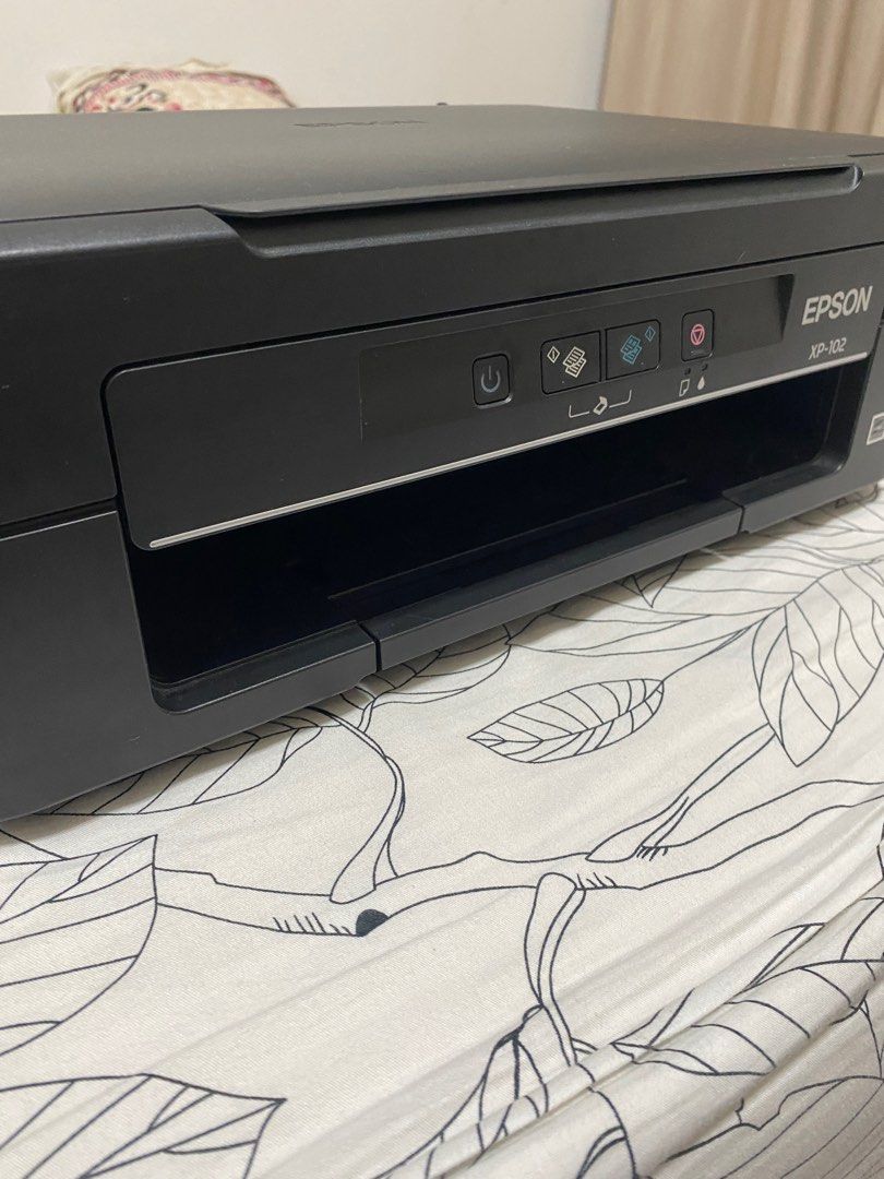 Epson XP-102 colour printer and scanner, Computers & Tech, Printers ...