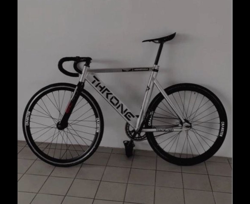 Fixie, Sports Equipment, Bicycles & Parts, Bicycles on Carousell