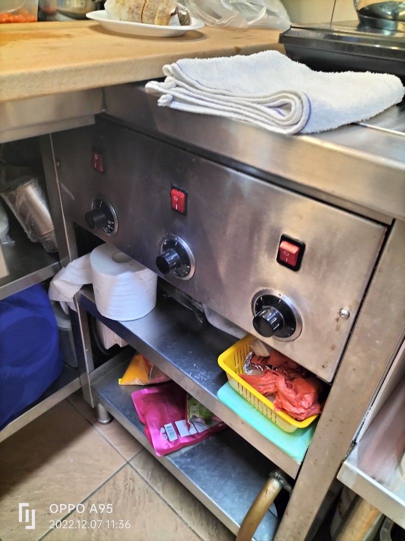 Food stall kitchen equipments, Announcements on Carousell