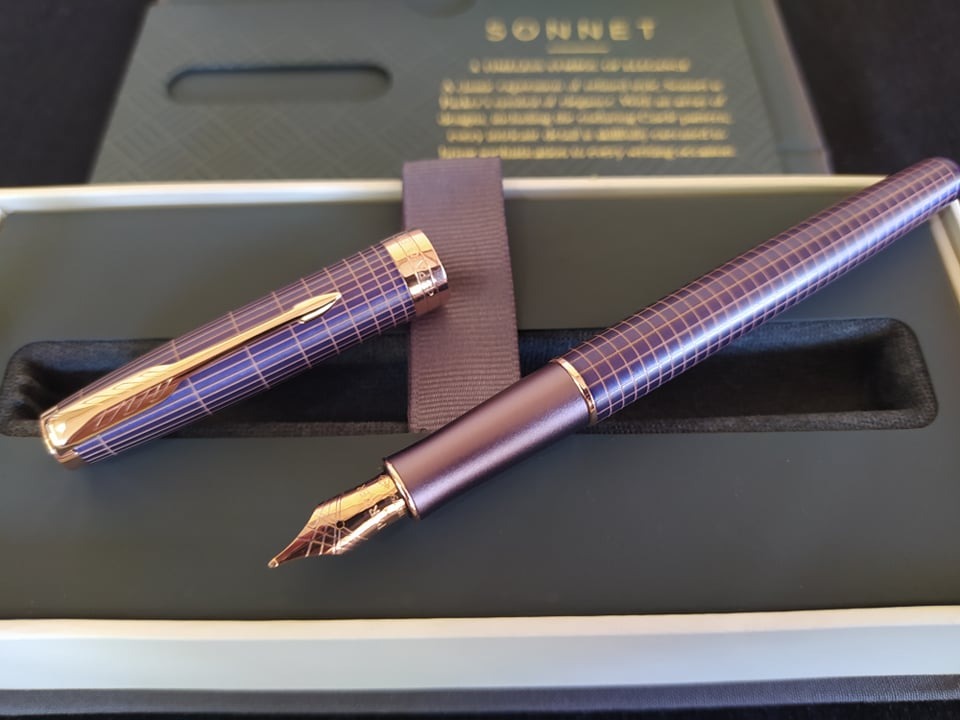 Parker Sonnet Fountain Pen, Prestige Chiselled Matrix Purple with Rose ...