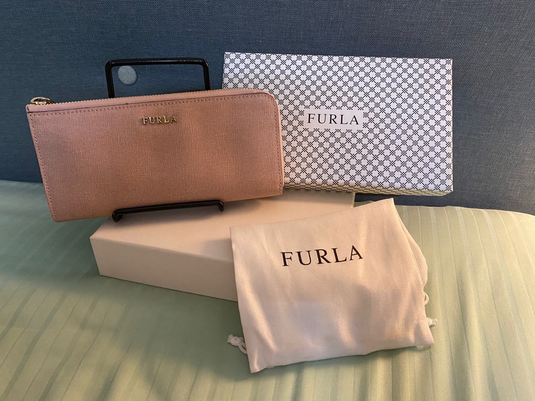 Furla long wallet, Women's Fashion, Bags & Wallets, Wallets & Card ...