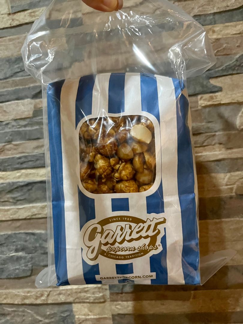 Garrett Popcorn Macadamia Crisp, Food & Drinks, Other Food & Drinks on ...