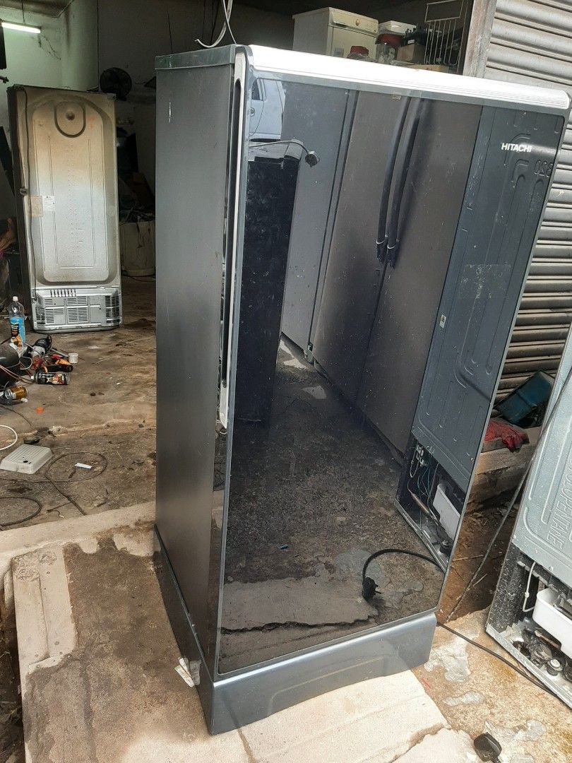 Hitachi peti ice 1 pintu.. glass door, TV & Home Appliances, Kitchen ...
