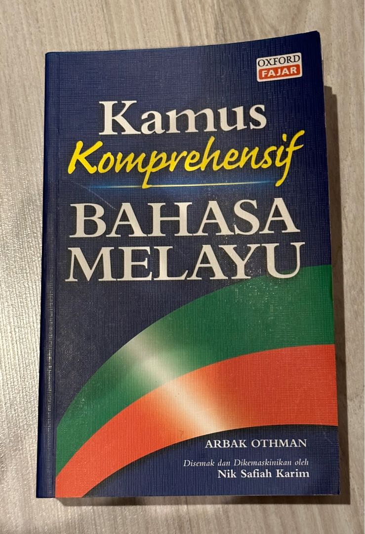Kamus Bahasa Melayu, Hobbies & Toys, Books & Magazines, Textbooks on ...