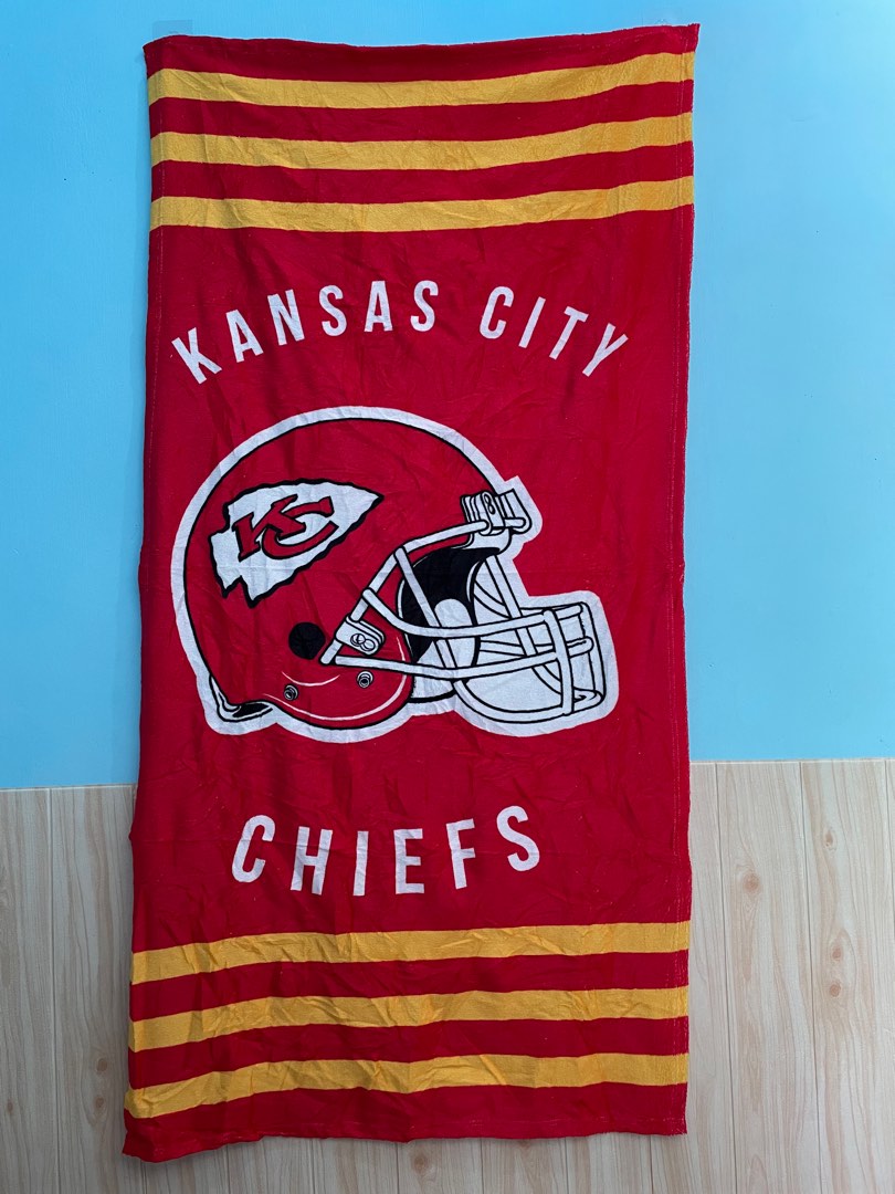 Kansas city chiefs towel, Hobbies & Toys, Memorabilia & Collectibles ...