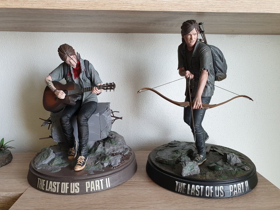 Looking For: The Last of Us Part II [Ellie statue with (Bow, Guitar ...