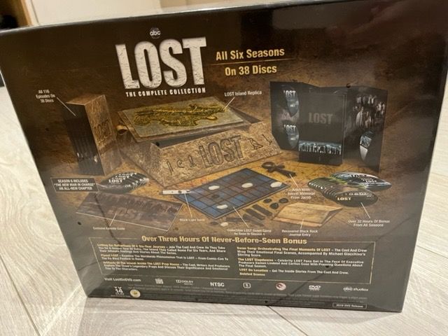 Lost (Collectors DVD Set), Hobbies & Toys, Music & Media, CDs & DVDs on ...