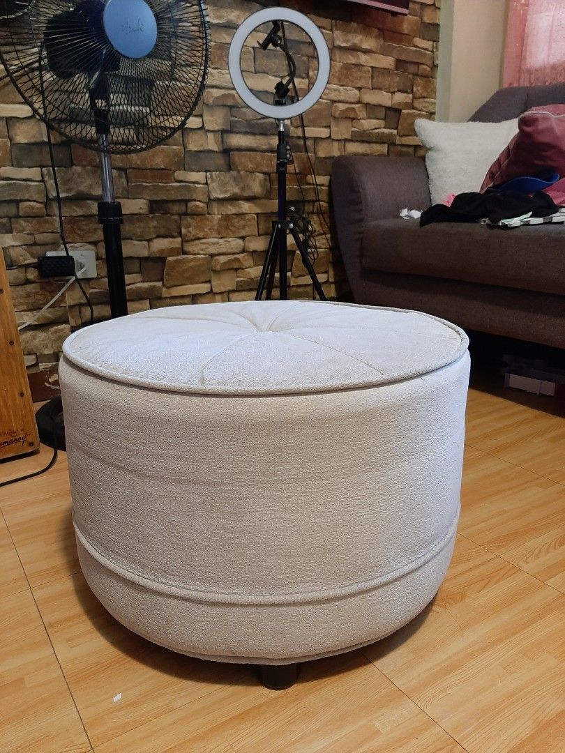 Mandaue Foam Oliver Ottoman, Furniture & Home Living, Furniture, Sofas ...