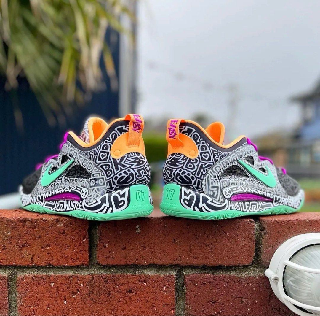 Nike KD 15 KD15 Brooklyn Graffiti Jordan 1 dunk low, 男裝, 鞋, 波鞋 - Carousell