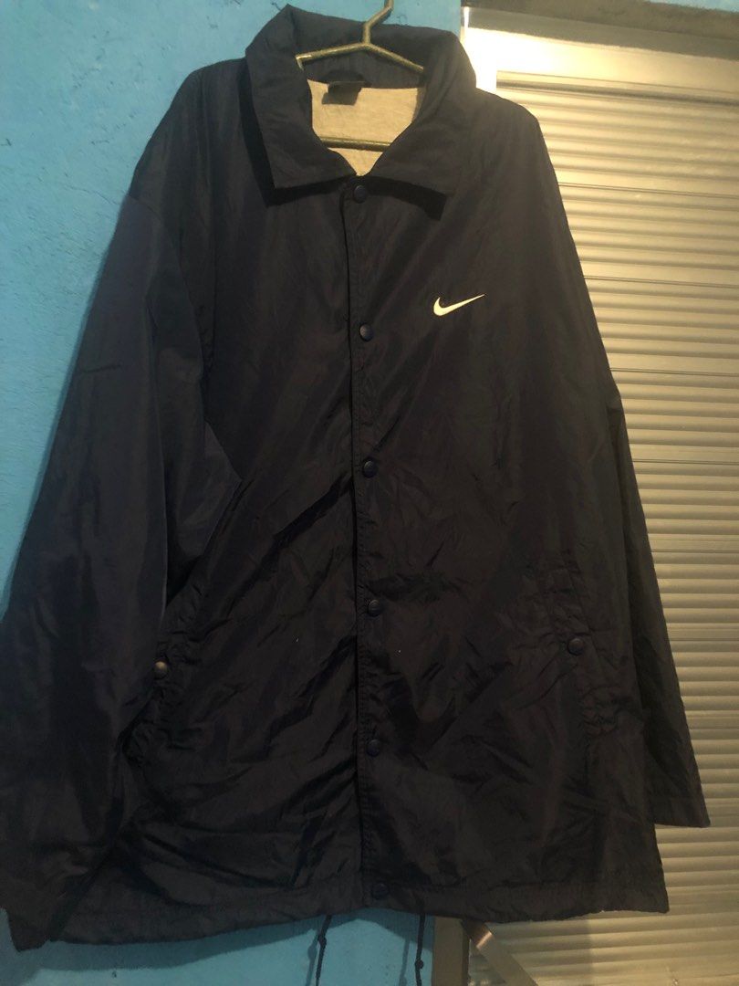 Nike rain coat, Men's Fashion, Coats, Jackets and Outerwear on Carousell