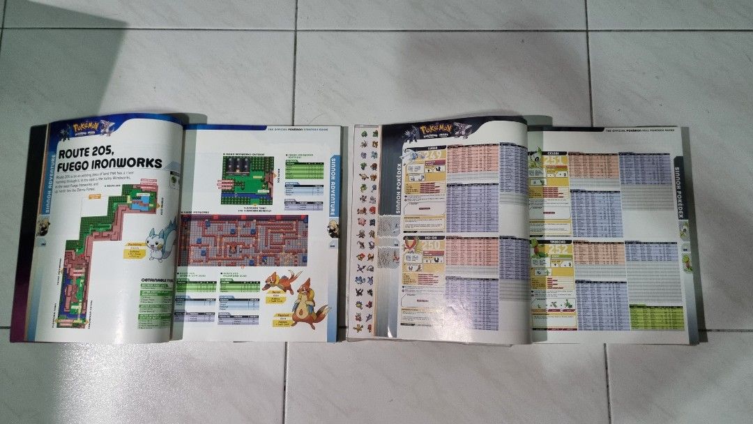 Pokemon Diamond and Pearl Official Scenerio Book Full Pokedex Guide ...