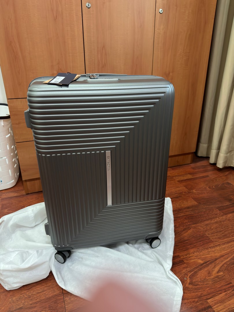 Samsonite Prestige 69/25 with built-in scale, Hobbies & Toys, Travel ...