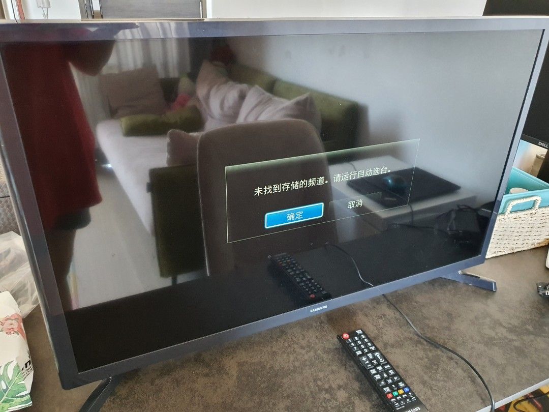 Samsung TV 32" model UA32J4303AK, TV & Home Appliances, TV ...