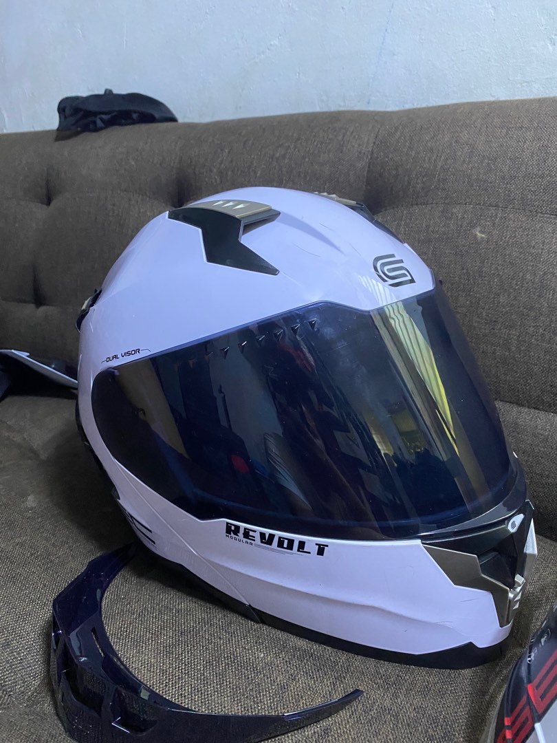 SEC Revolt Modular, Motorbikes, Motorbike Parts & Accessories, Helmets ...