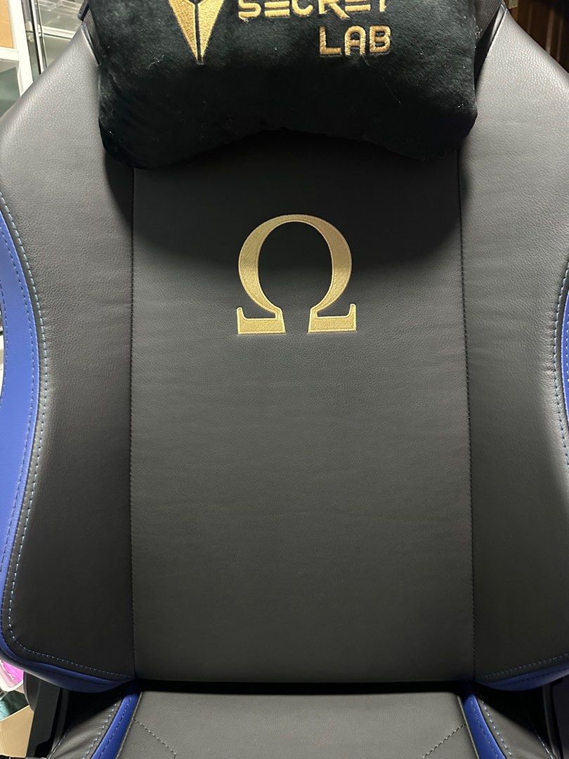 Secretlab Omega (Royal Blue), Furniture & Home Living, Furniture ...