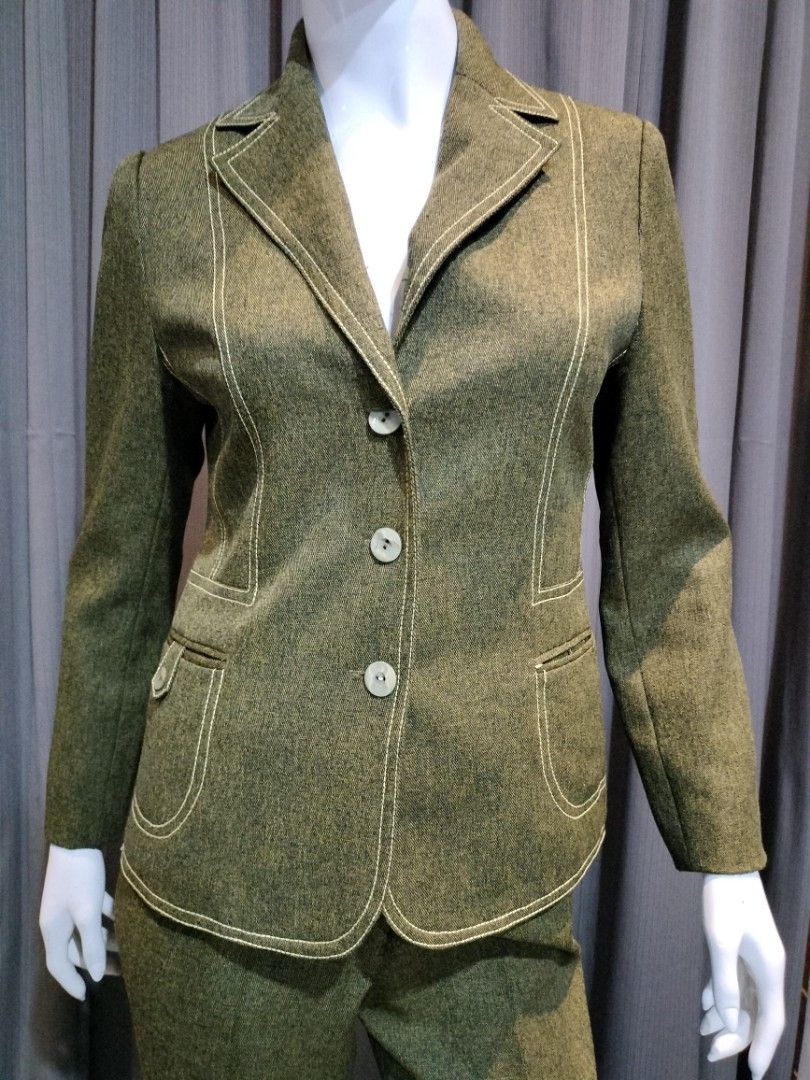 Set Jas dan Celana, Fesyen Wanita, Pakaian Wanita, Lainnya di Carousell