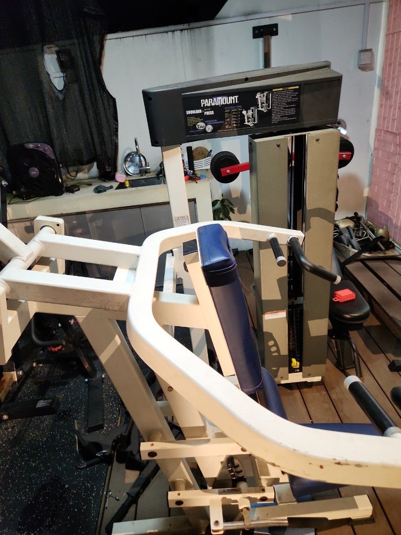 shoulder press machine, Sports Equipment, Exercise & Fitness, Cardio ...