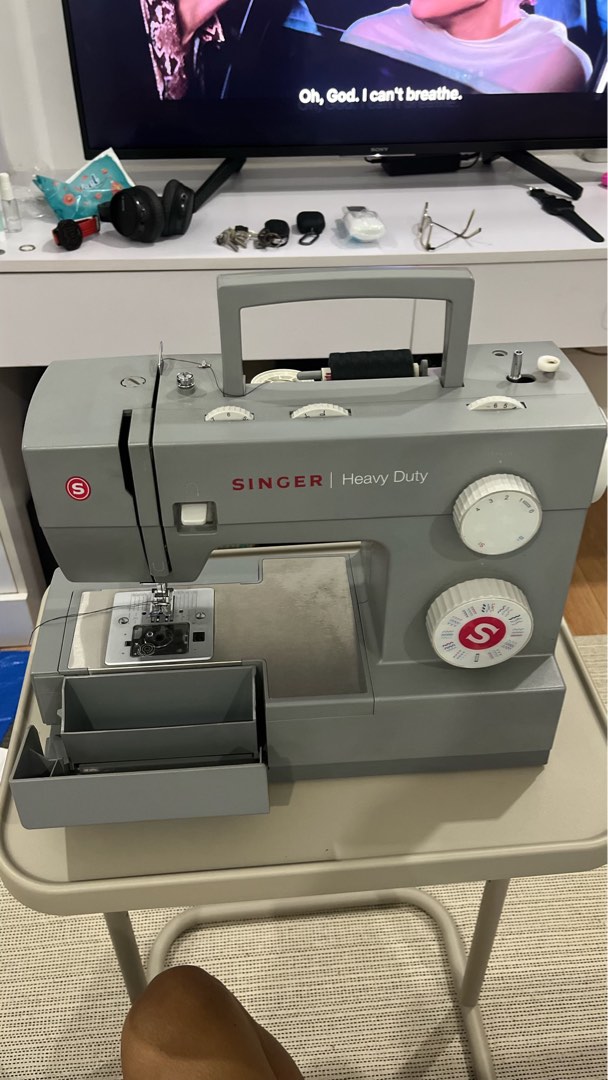 Singer Portable Heavy Duty 4432, TV & Home Appliances, Other Home ...