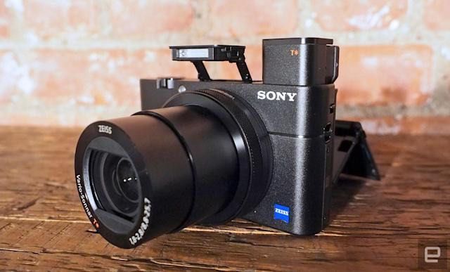 Sony RX100 M5 V, Photography, Cameras on Carousell