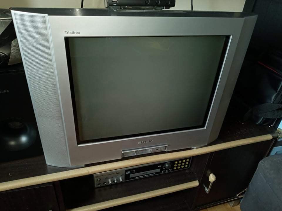 Sony Trinitron TV, TV & Home Appliances, TV & Entertainment, TV on ...
