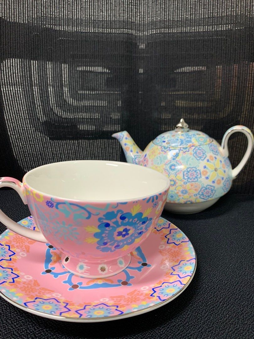 Tea for One Set from T2 (Tea Pot and Cup), Furniture & Home Living ...