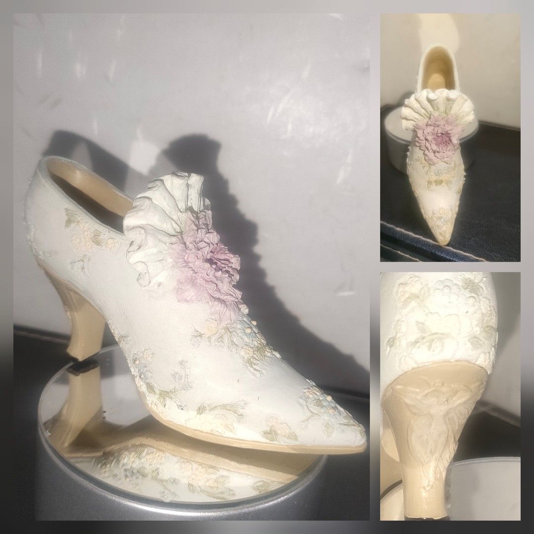 UK SHOE CERAMIC DISPLAY COLLECTION, Hobbies & Toys, Memorabilia ...