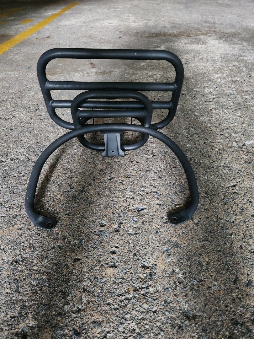 Vespa gts rear rack in matt black, Motorcycles, Motorcycle Accessories ...