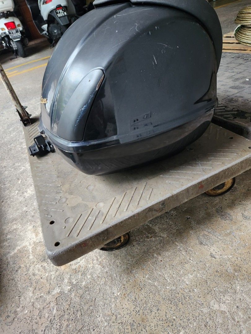 Vespa gts top box, Motorcycles, Motorcycle Accessories on Carousell
